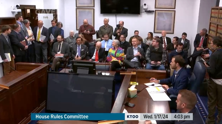 Alaska House GOP to hold single public hearing on sweeping education ...