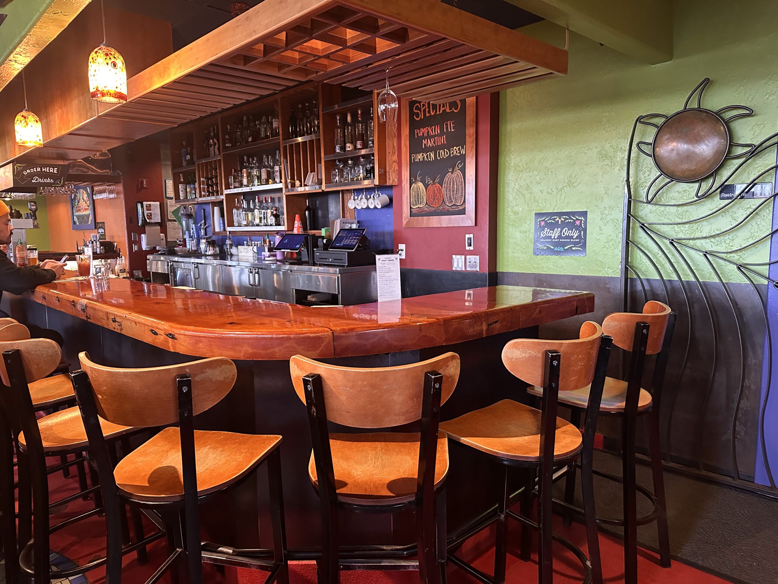 A Foodie Map to Modern Dating in Anchorage - The Alaska Current