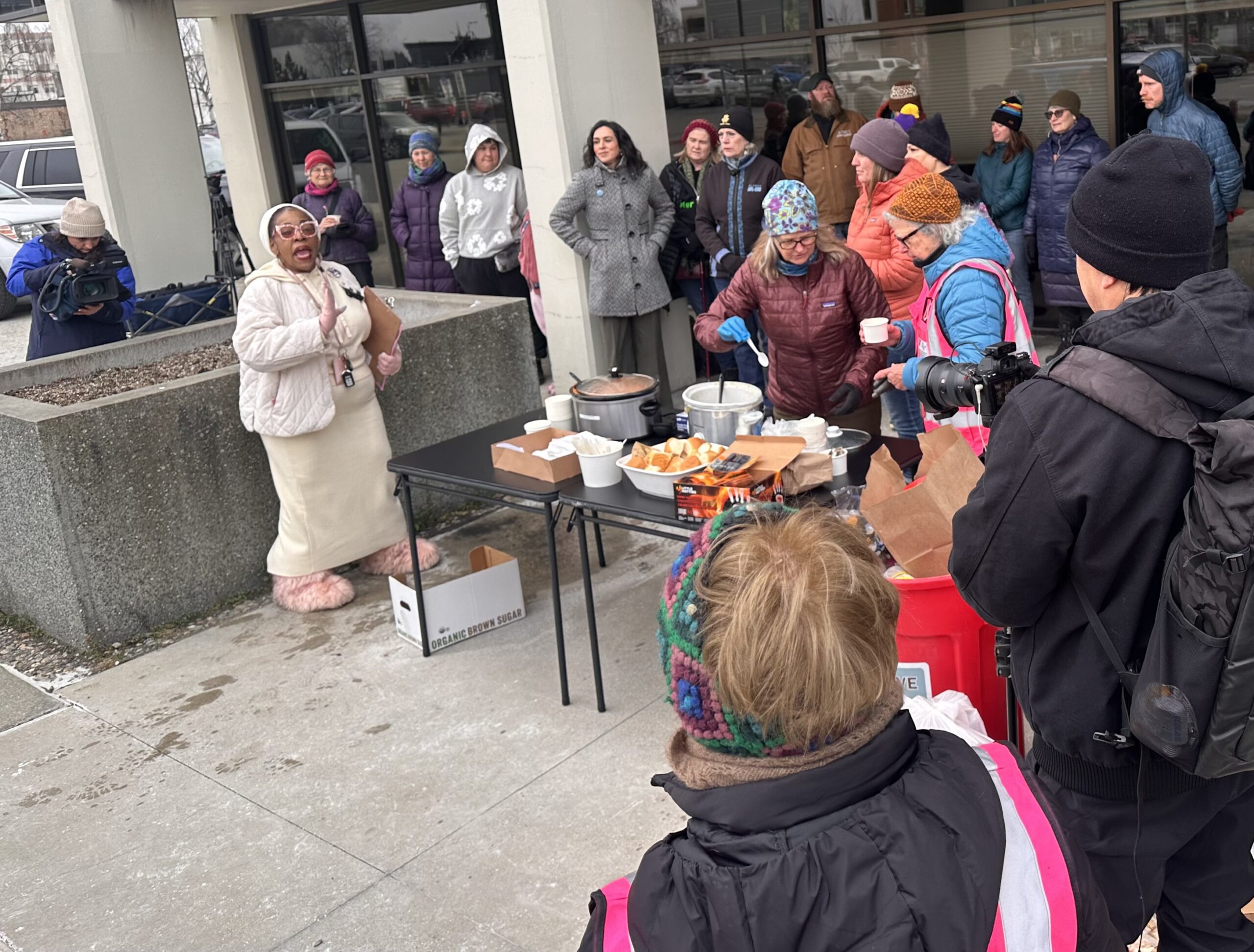 Galvanized by success in national elections, progressives turn up the ...